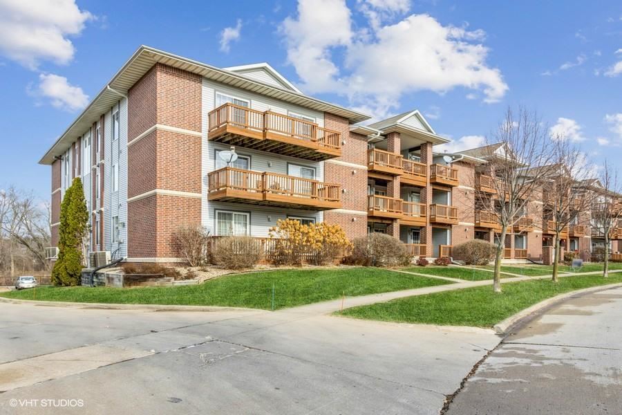 544 Westside Dr, Iowa City, IA 52246