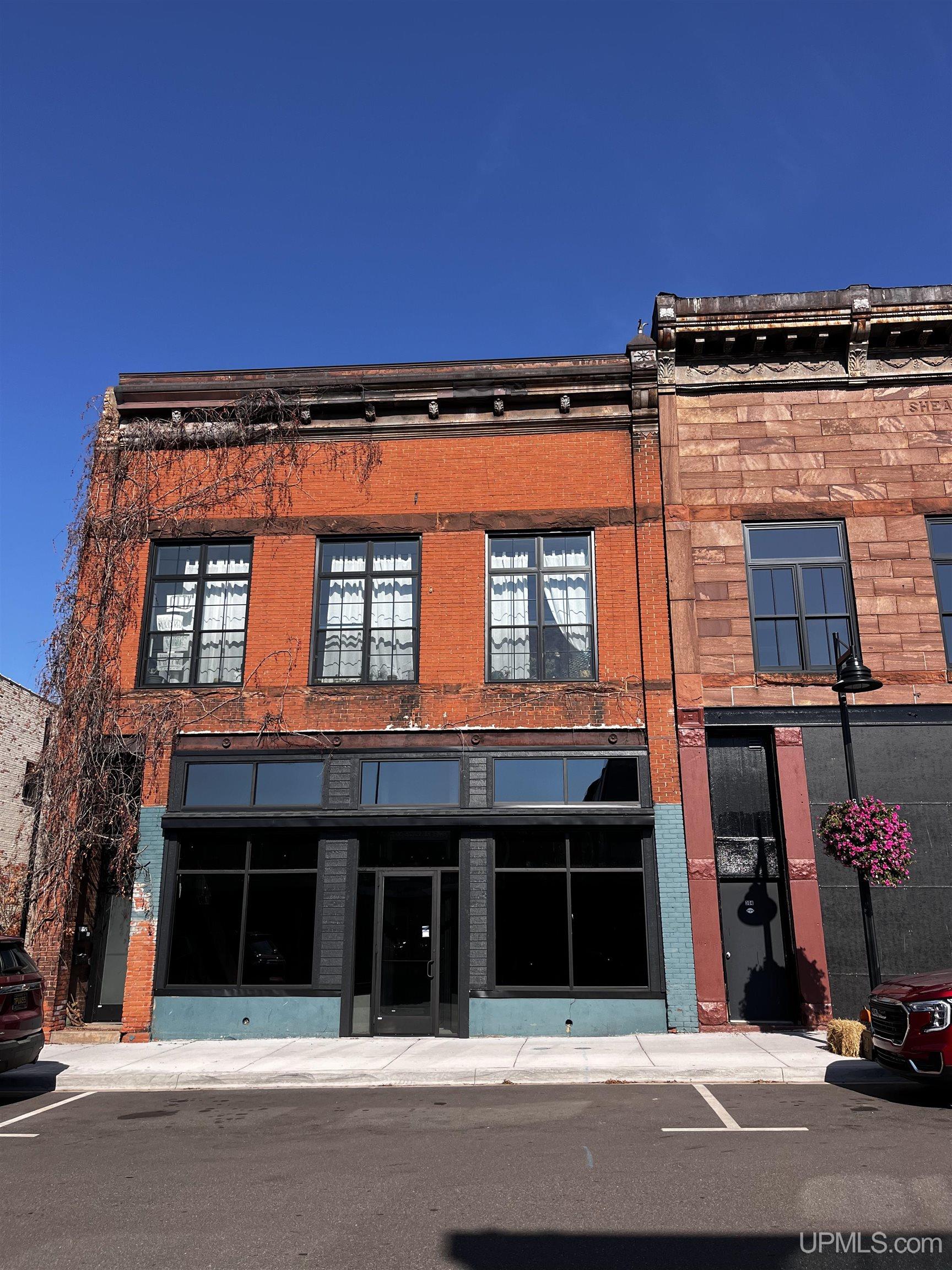 308 Iron Negaunee, MI MLS#50158283 Great Lakes and Land