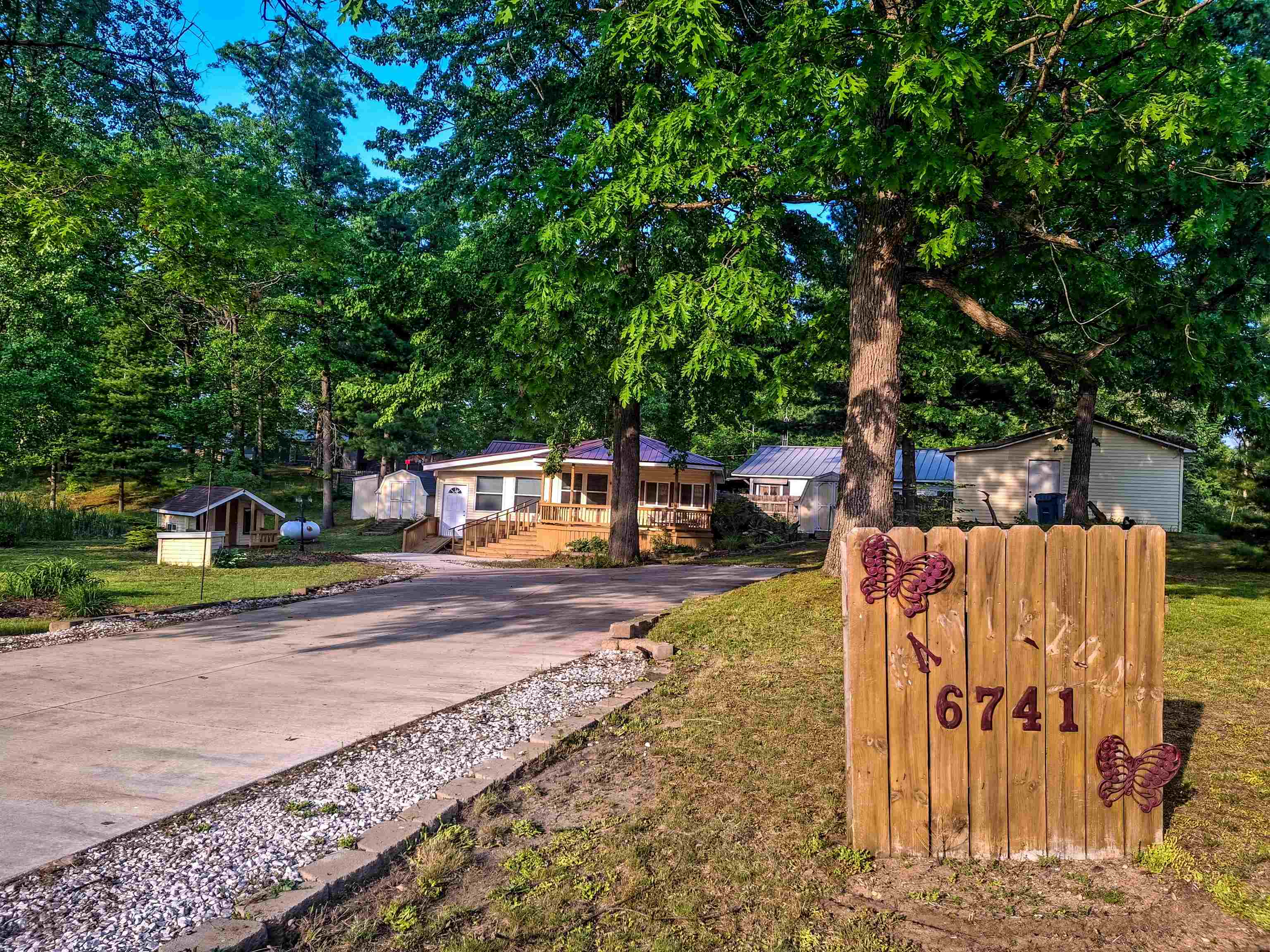 Residential Listings - Peyton Properties