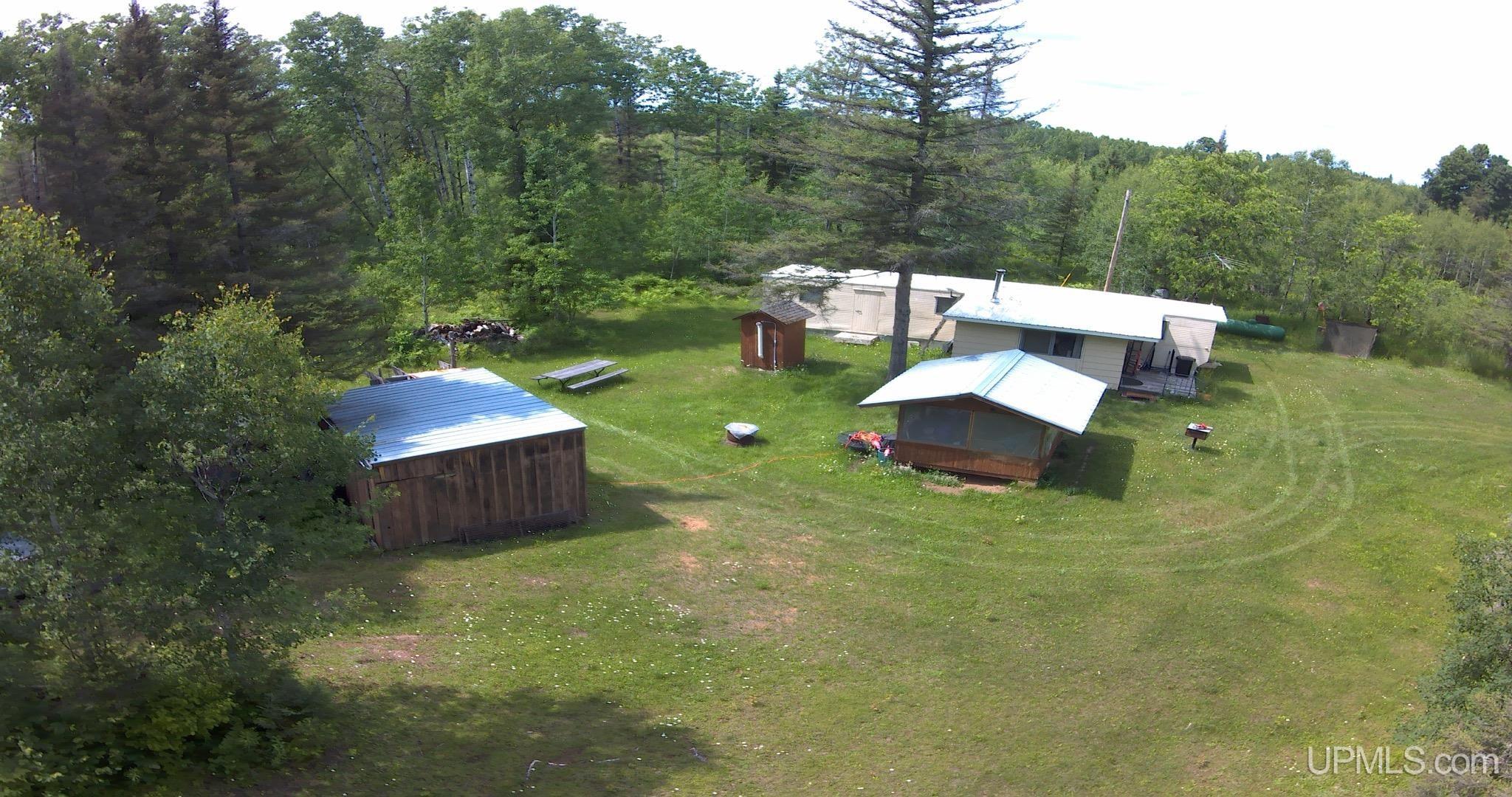 2+ Homes for Sale Under 700K in Arnold, Michigan | Houzeo