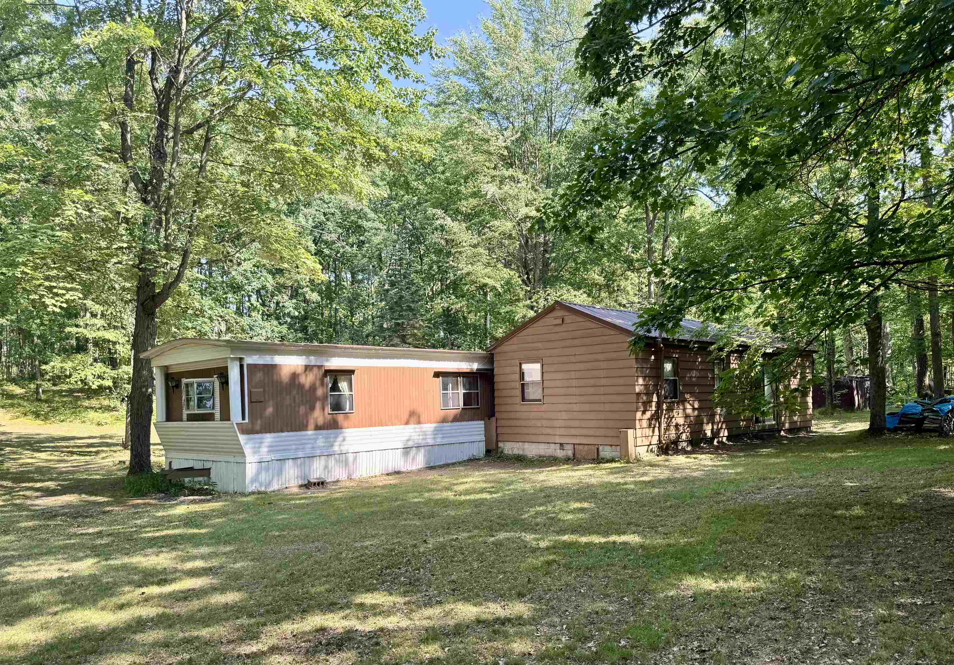 8561 N Harrison Avenue Harrison, MI 48625 - $170,000