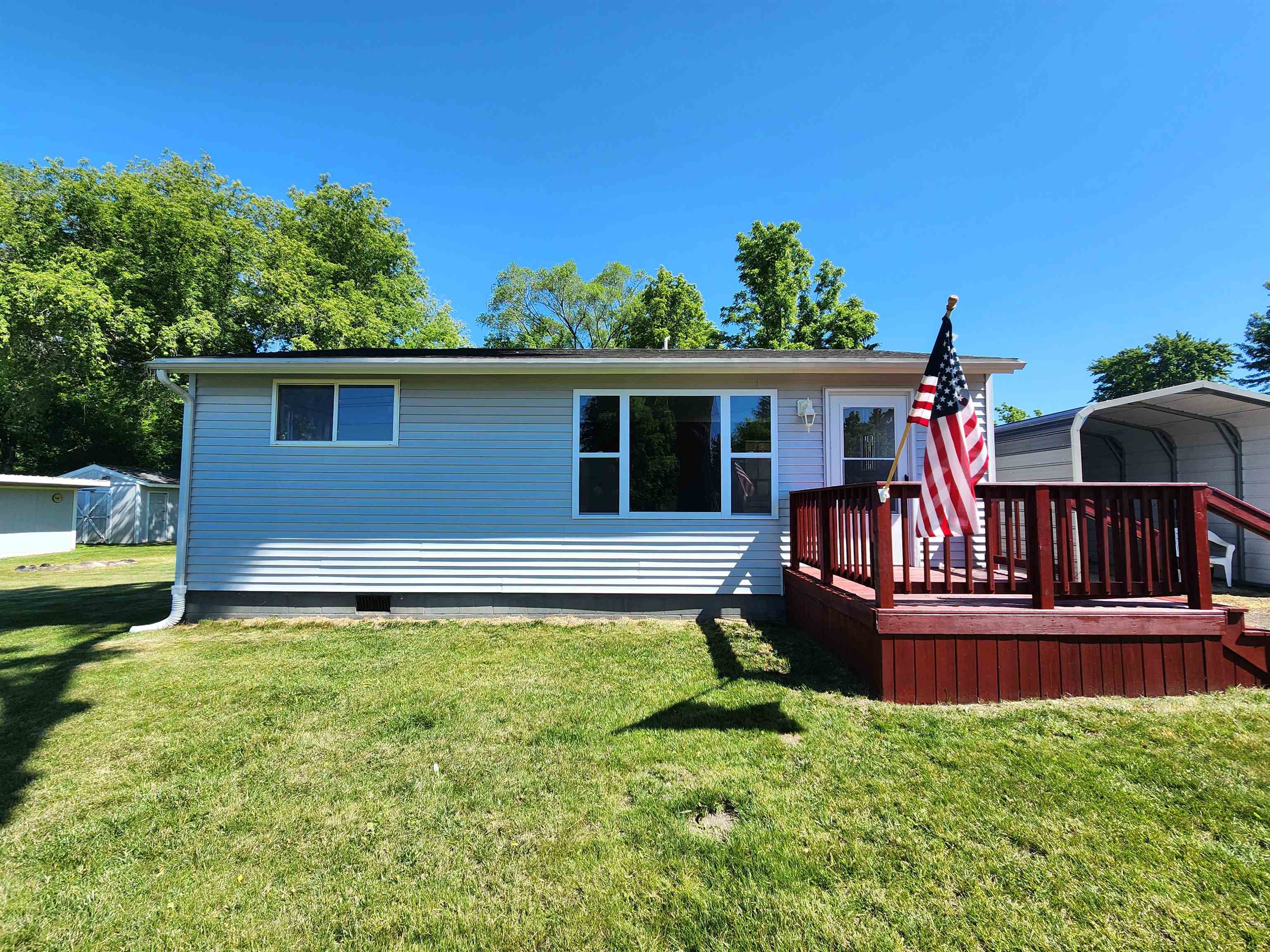 723 E Hull Road, Hope, MI 48628 | MLS # 50185285