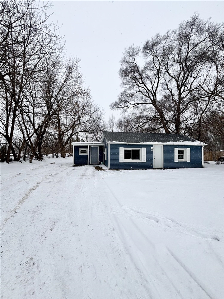 520 W 1st St, Charlotte, MI 48813 | MLS# 70509928 | Houzeo