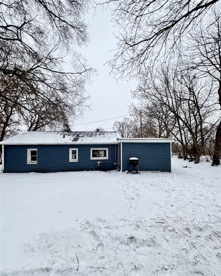 520 W 1st St, Charlotte, MI 48813 | MLS# 70509928 | Houzeo