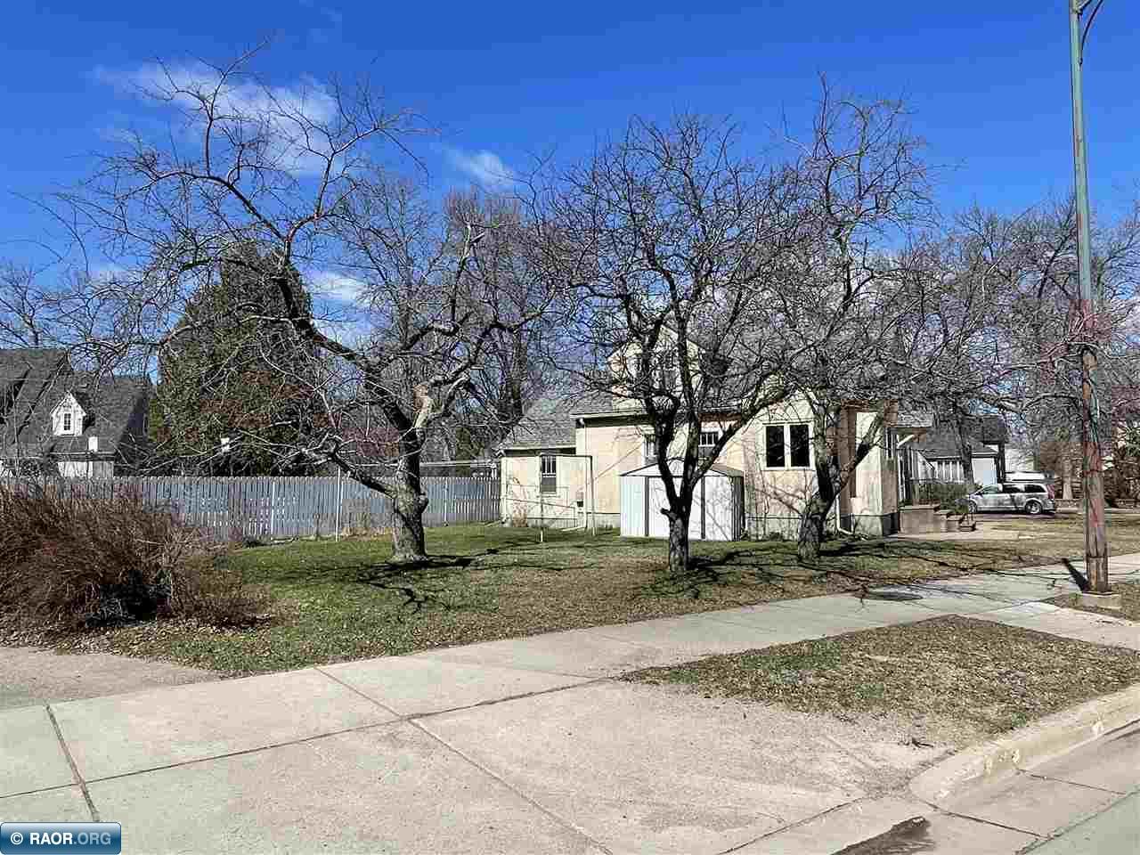 1116 Wisconsin, Hibbing, MN 55746 | $139,900 | Single Family | Active