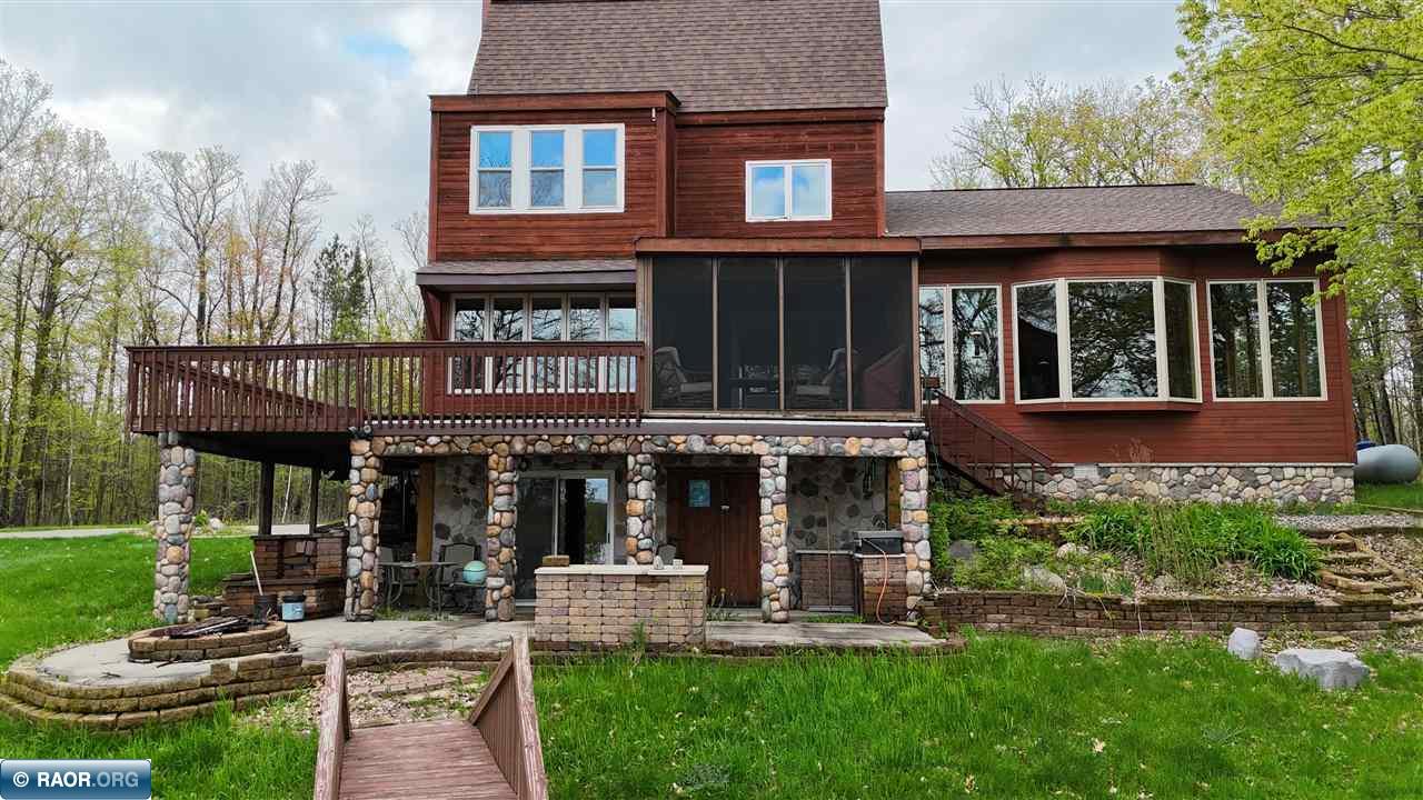 Residential: 16655 Maple Knoll DR Pengilly Minnesota 55775