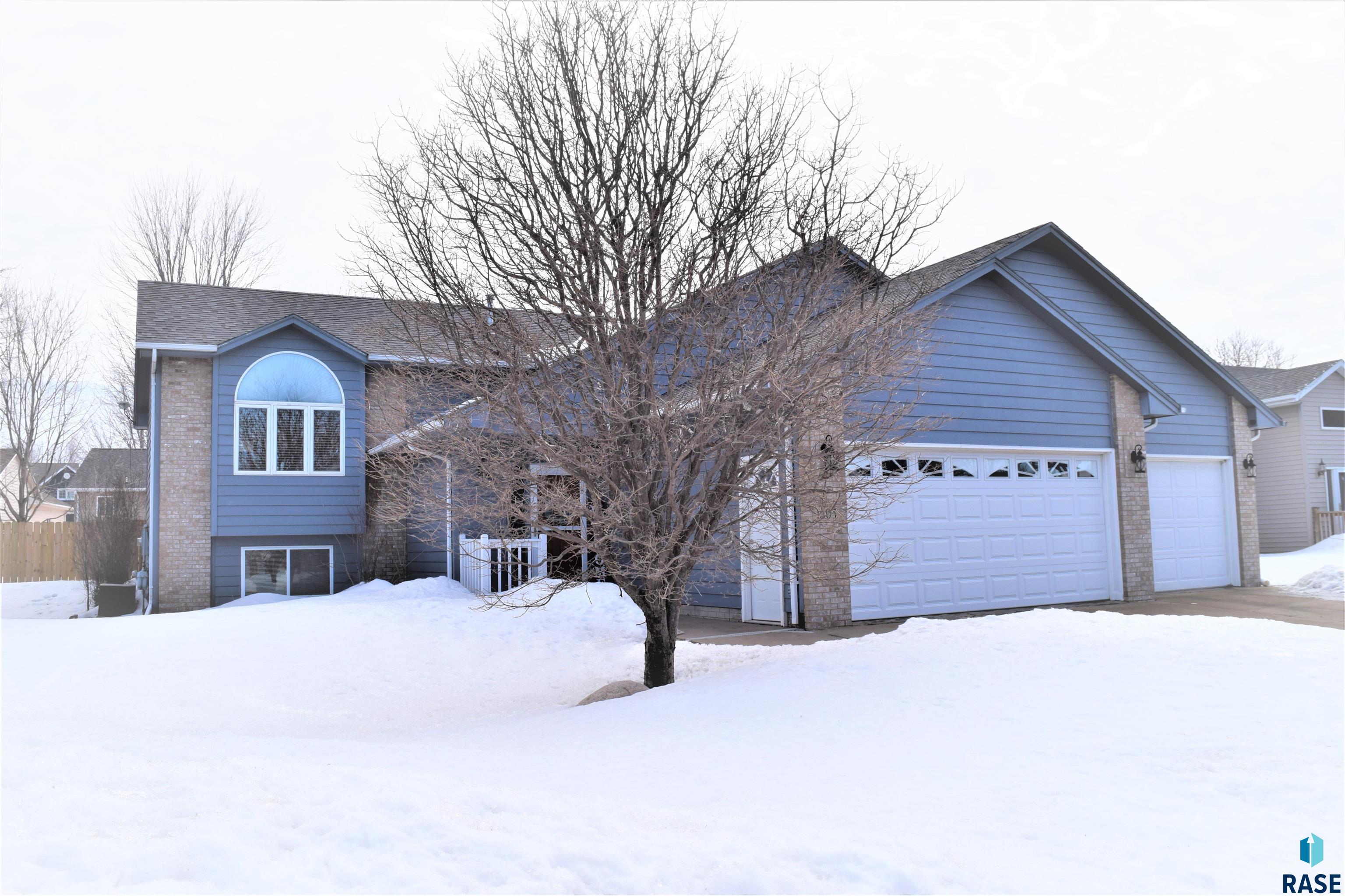 1405 E 62nd Street, Sioux Falls, SD 57108