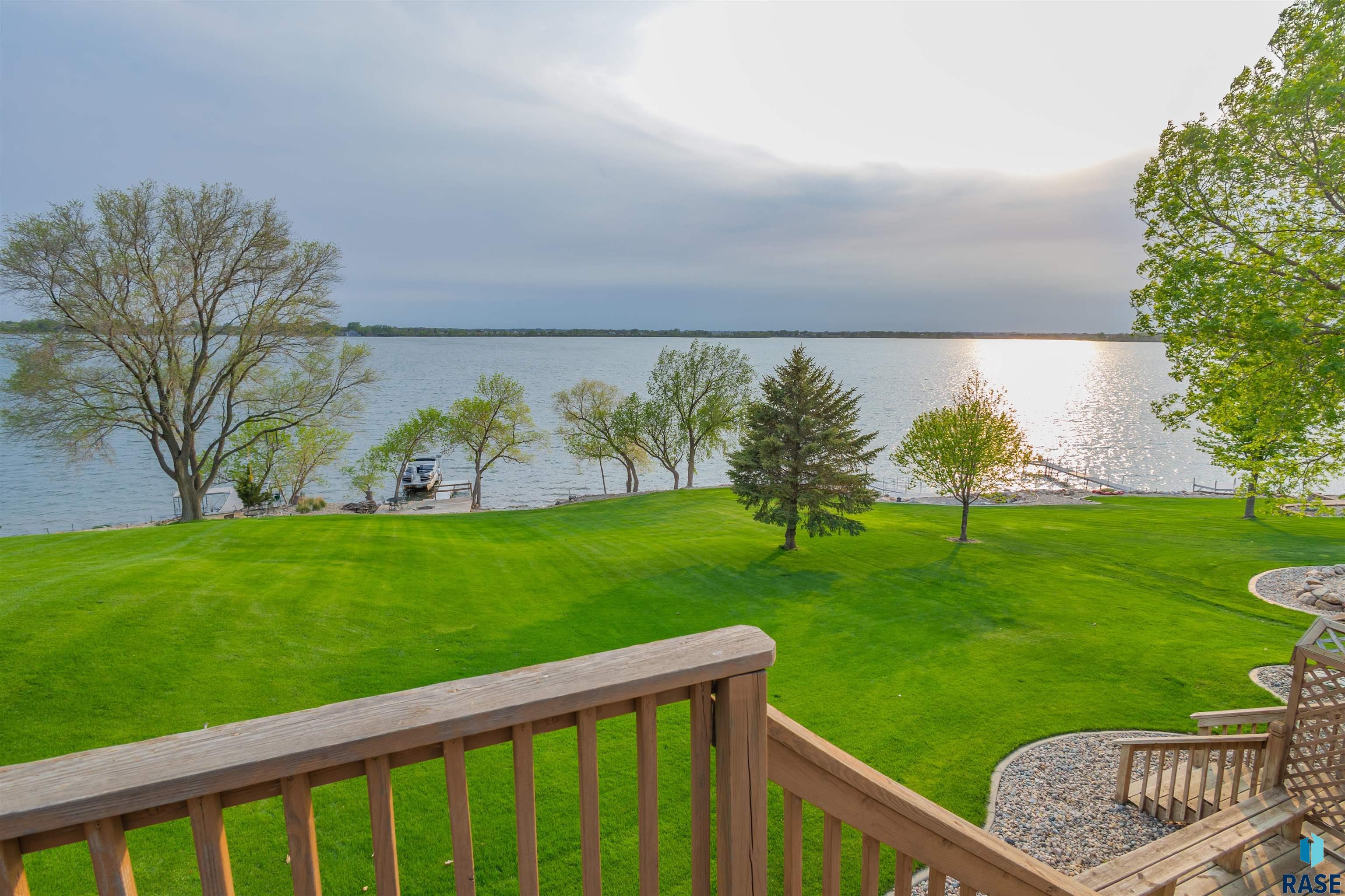 4271 Horizon Hts Heights, Chester, SD 57016