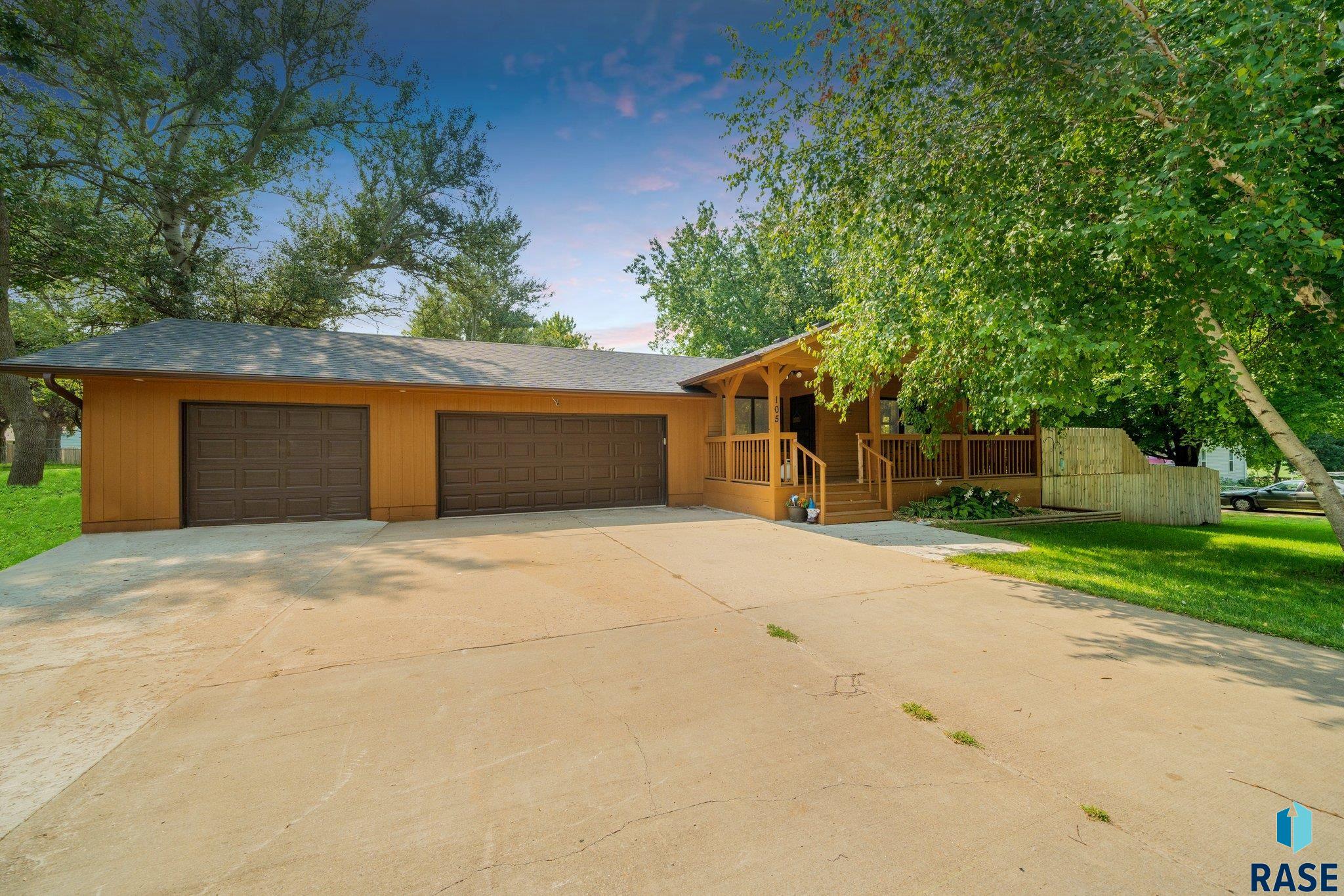 105 E 4th St Street, Crooks, SD 57020