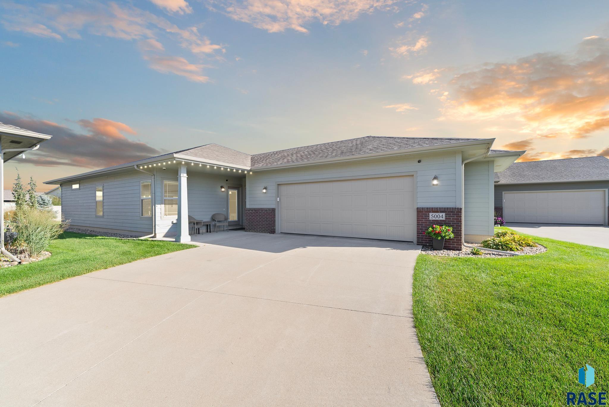 5004 E 62nd St Street, Sioux Falls, SD 57108