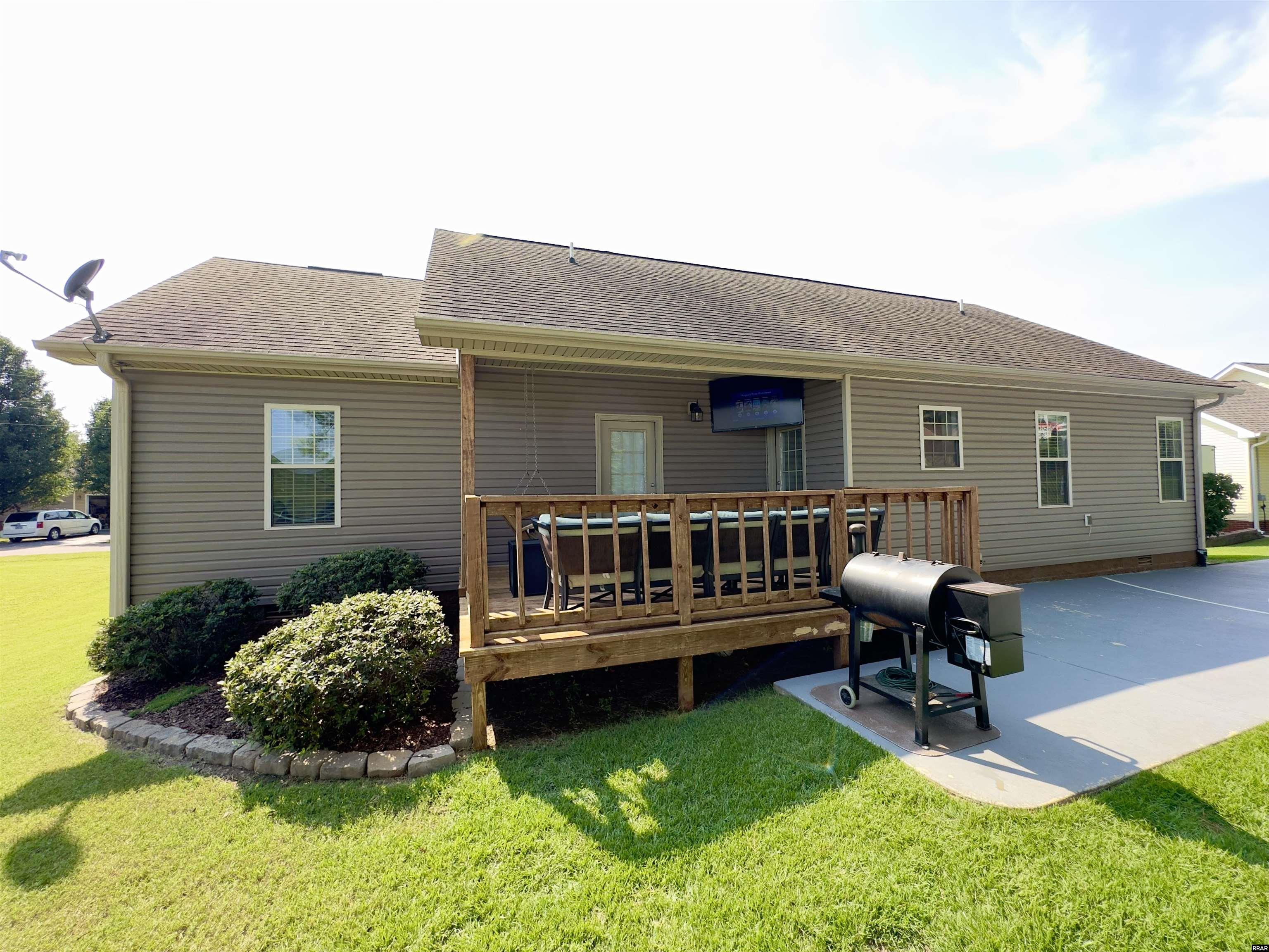 1204 Raspberry Road | Fuller Partners