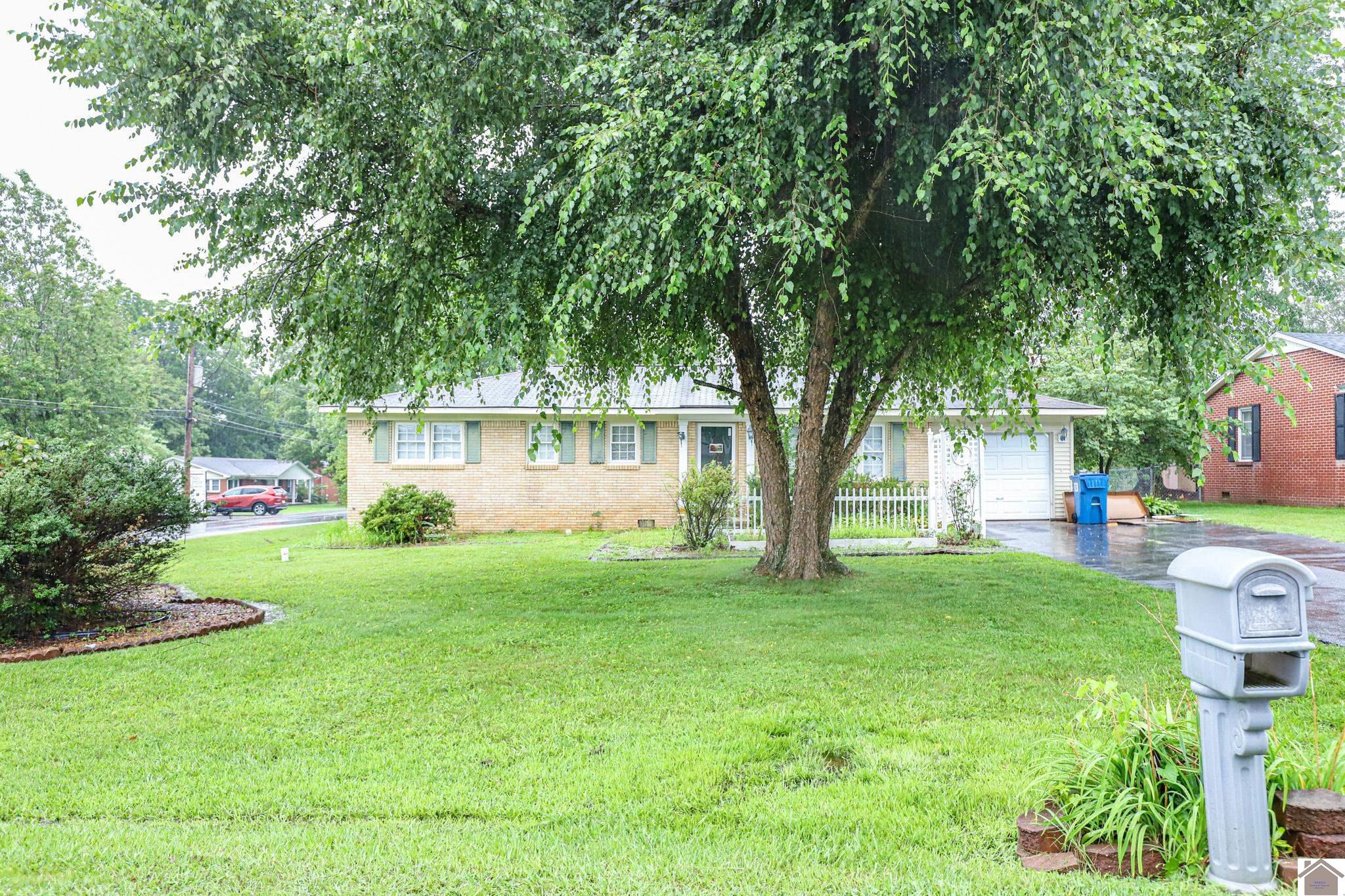 Jennifer Fisk Realtor at Housman Partners Real Estate