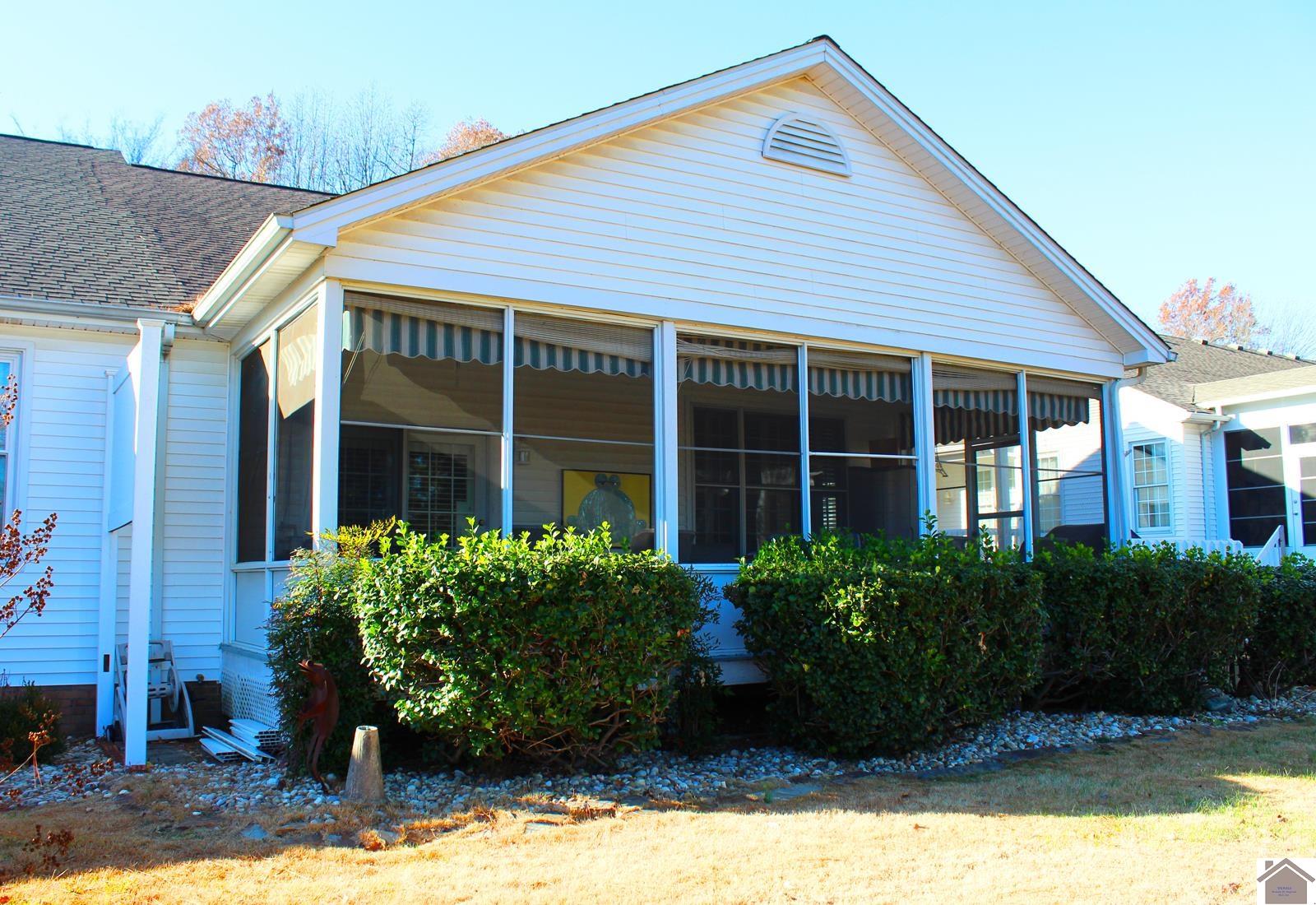 27 Village Drive West Paducah KY 42003 | Sold