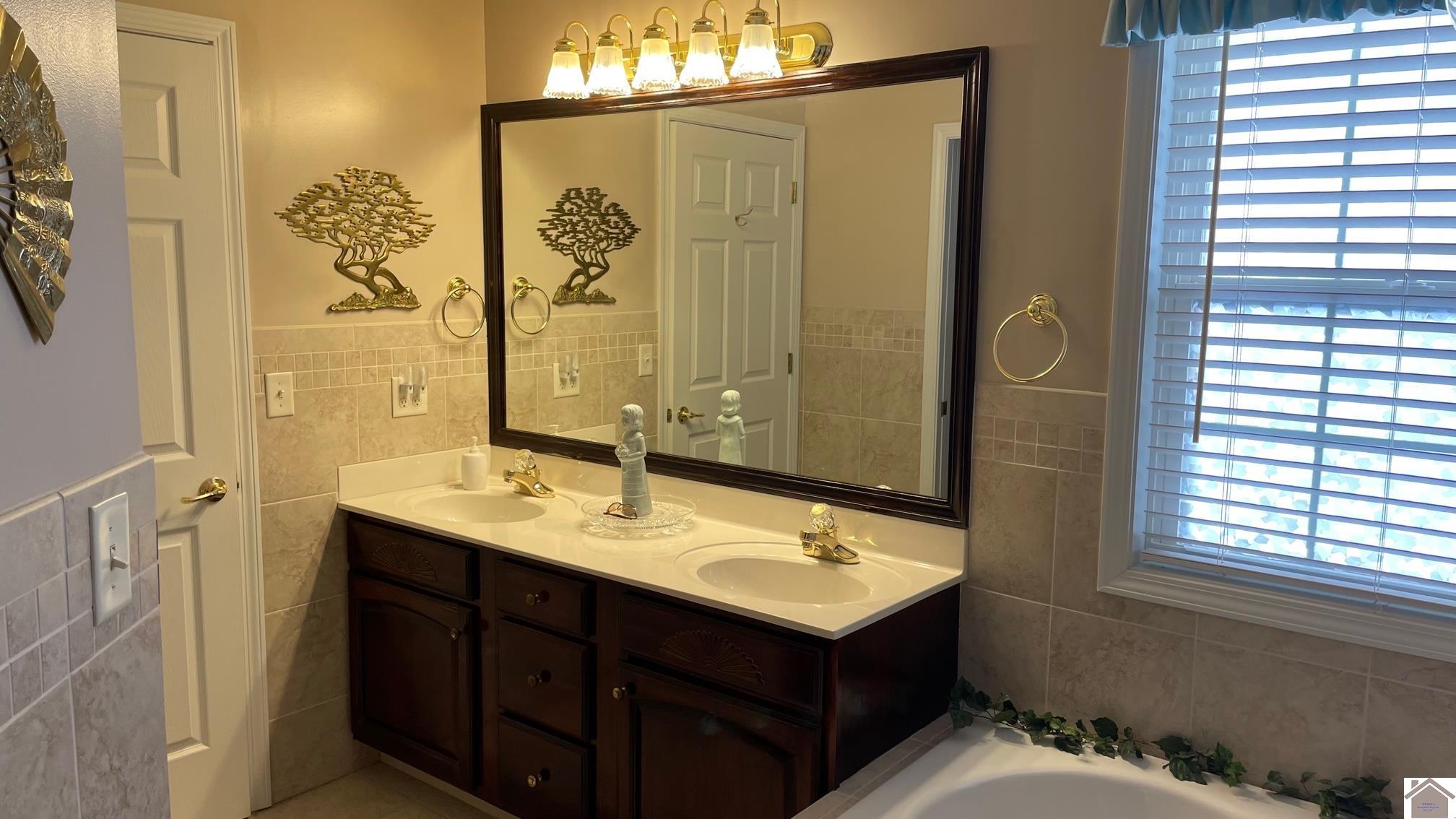 175 Cascade Drive Paducah KY 42003 | Sold