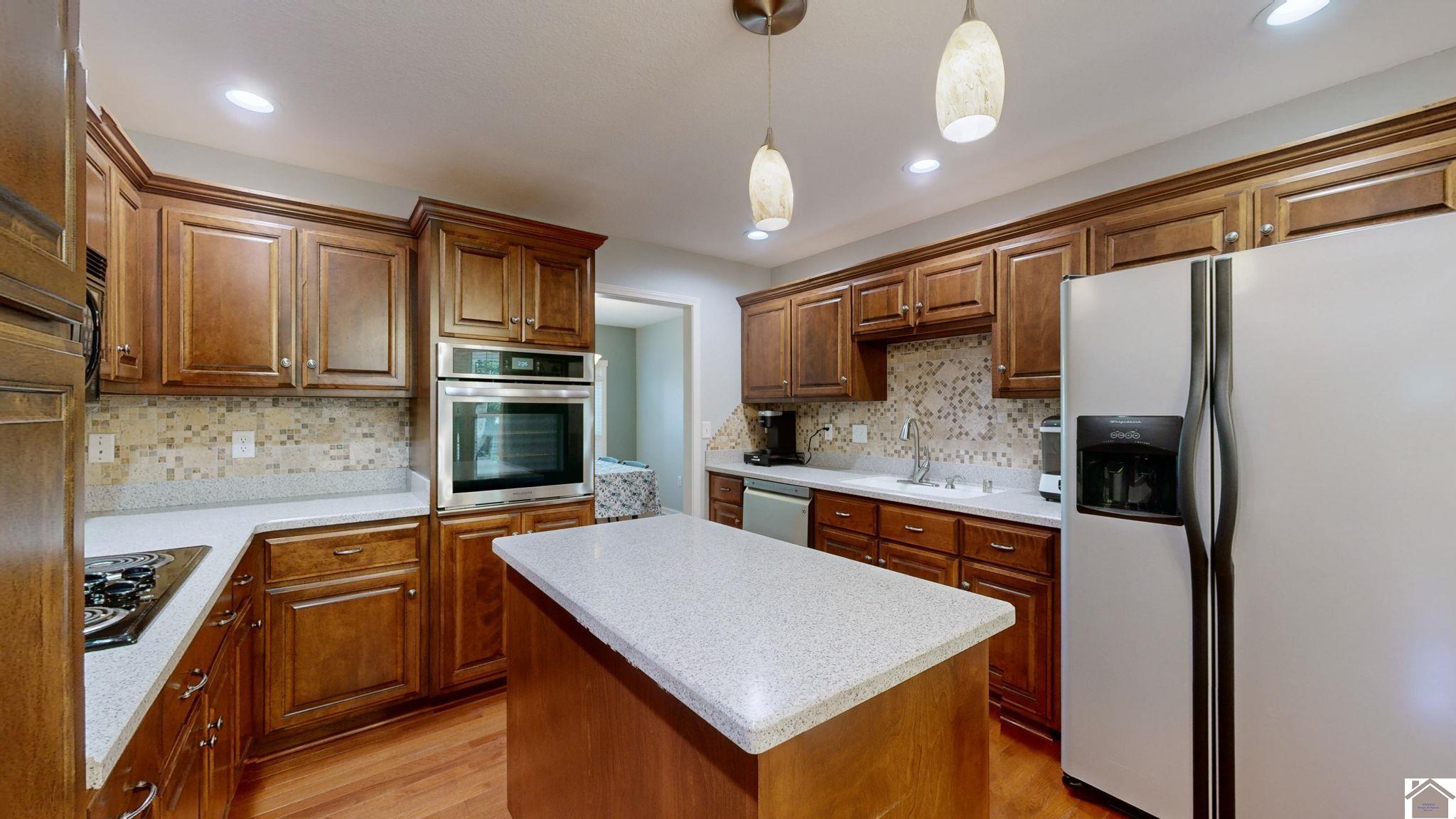 2225 Traci Murray KY 42071 | Sold