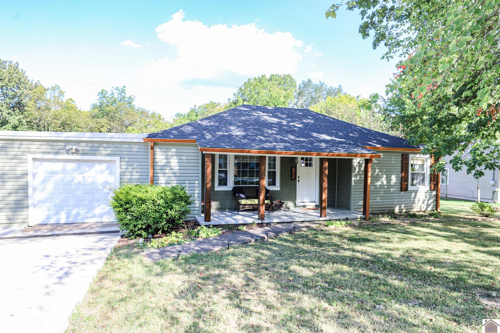 705 Pine St Benton KY 42025 | Sold