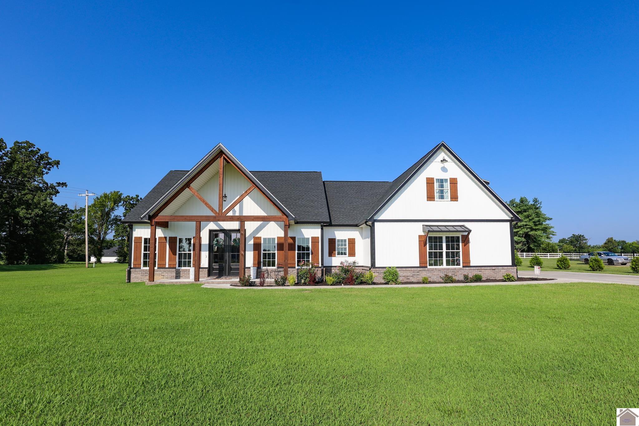 115 Mckenna Kevil KY 42053 | Pending