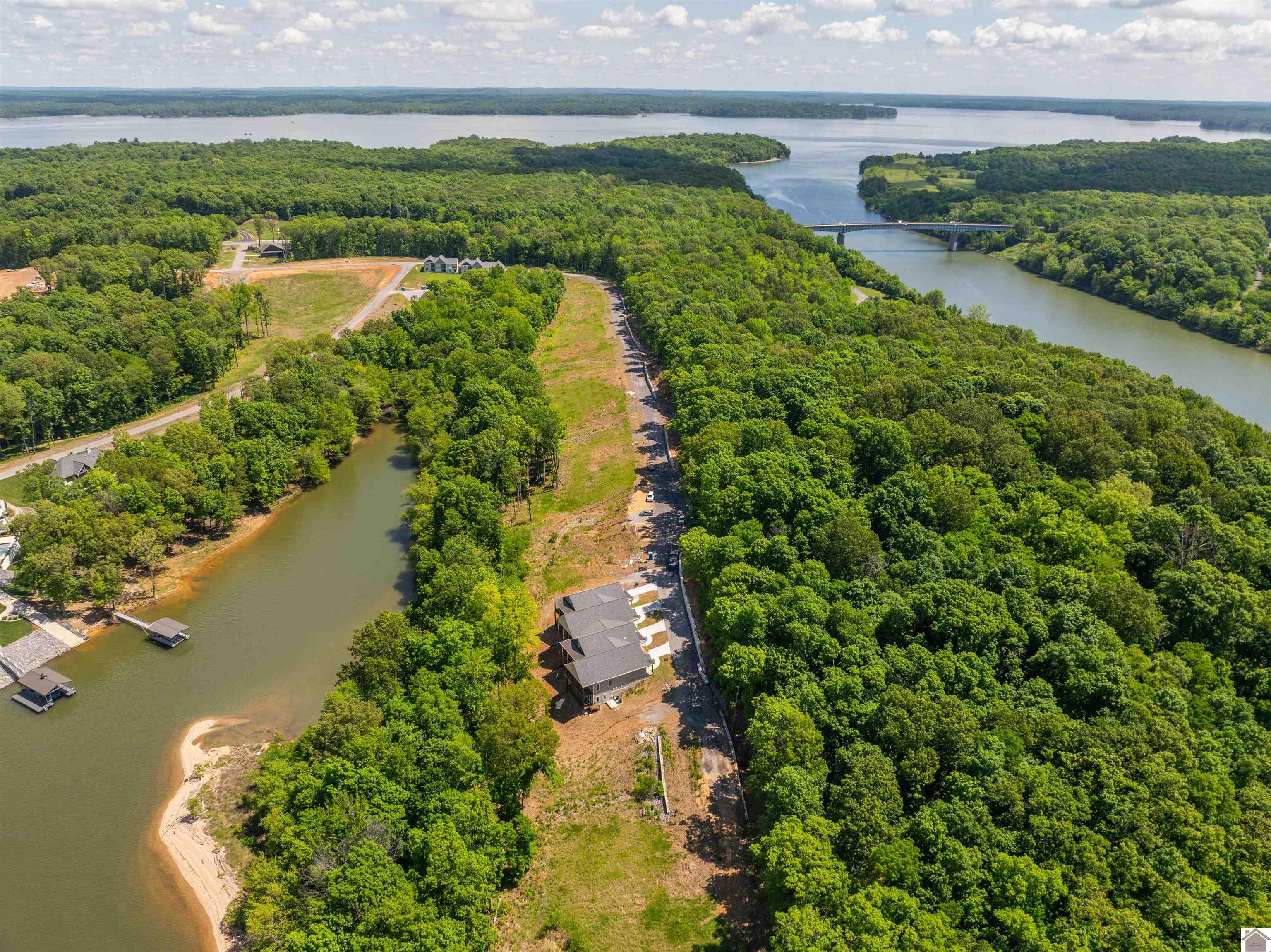 000 Eagle Rest Drive Grand Rivers KY 42045 | Active