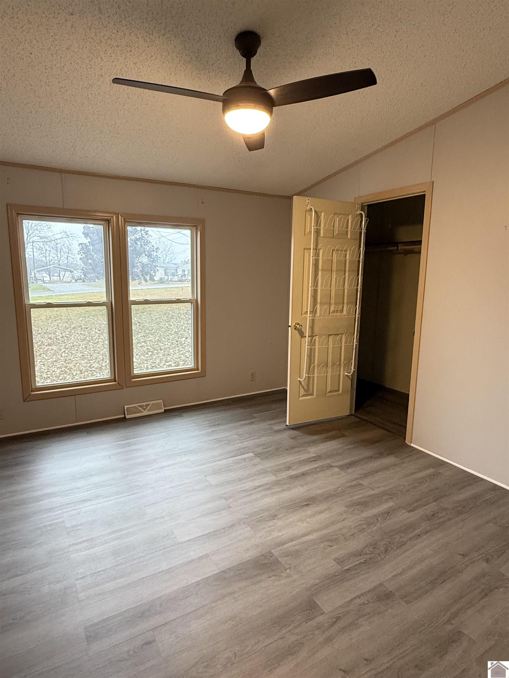 95 Juniper Ln Calvert City KY 42029 | Active