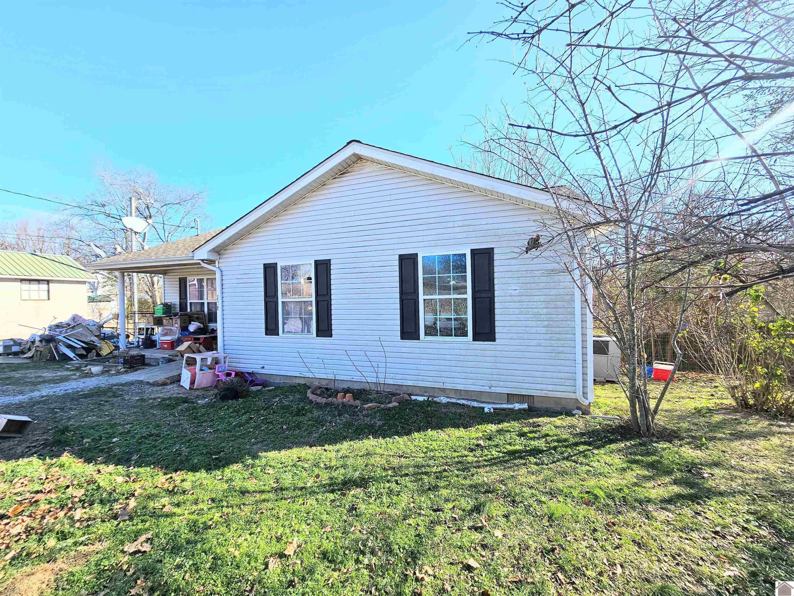 238 skyline dr Princeton KY 42445 | Active