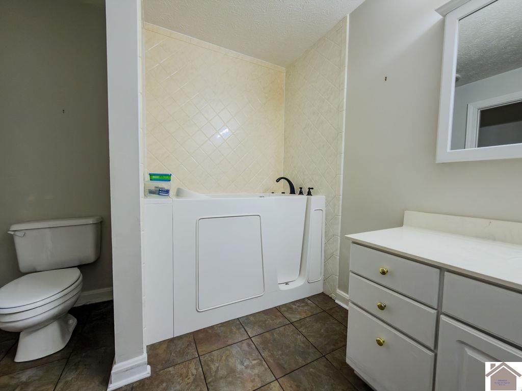 859 Soldier Creek Road Kirksey KY 42054 | Active